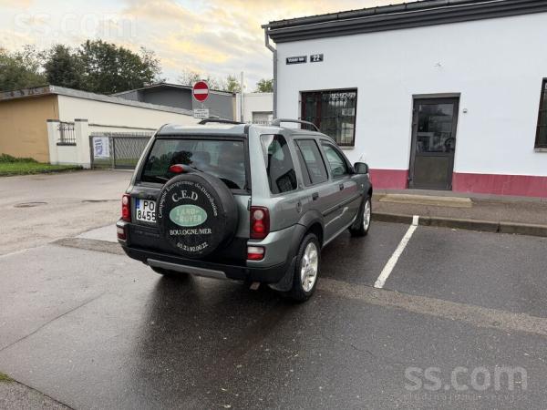 Zaļš Land Rover Freelander 2004 Rīga, ar dzinēja tilpumu 2.00 L un nobraukumu 294 tūkst. km par 2350 €, foto 8 vietnē AUTOMOTO.COM.LV