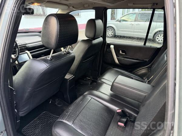 Zaļš Land Rover Freelander 2004 Rīga, ar dzinēja tilpumu 2.00 L un nobraukumu 294 tūkst. km par 2350 €, foto 10 vietnē AUTOMOTO.COM.LV