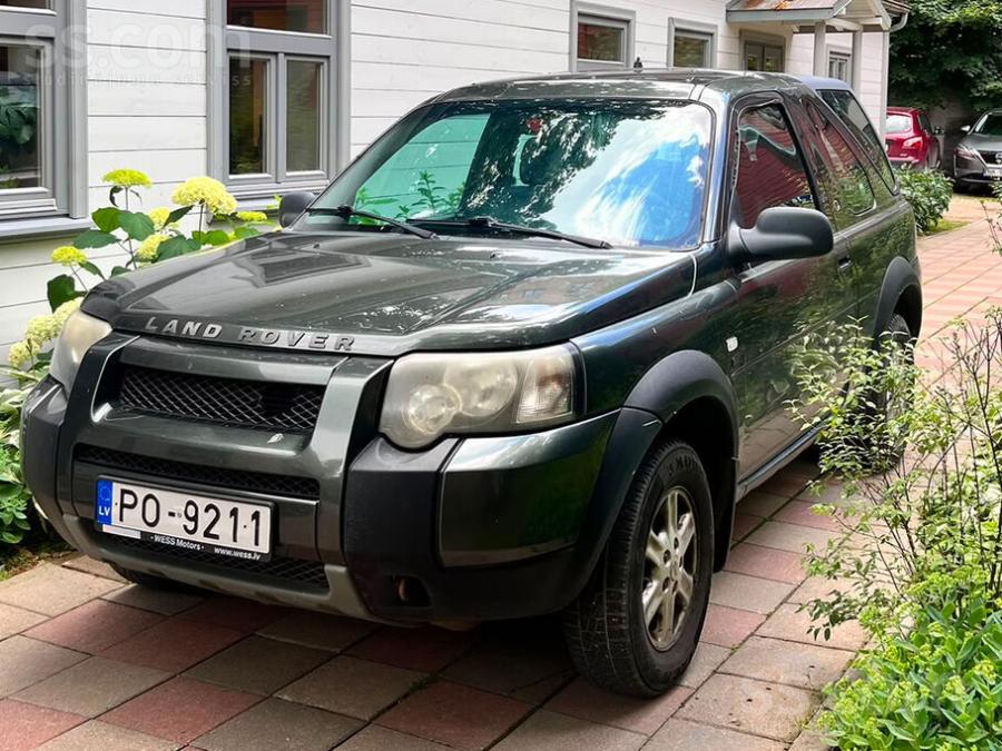 Zaļš Land Rover Freelander 2004 Rīga, ar dzinēja tilpumu 2.00 L un nobraukumu 209 tūkst. km par 2200 €, foto 1 vietnē AUTOMOTO.COM.LV