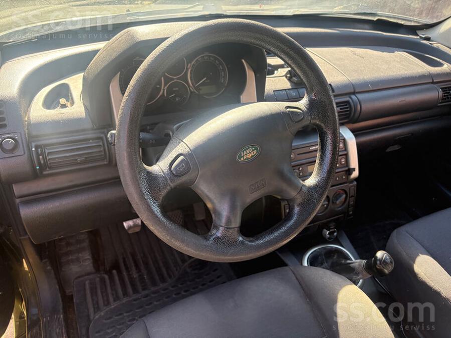 Zaļš Land Rover Freelander 2004 Rīga, ar dzinēja tilpumu 2.00 L un nobraukumu 209 tūkst. km par 2200 €, foto 6 vietnē AUTOMOTO.COM.LV