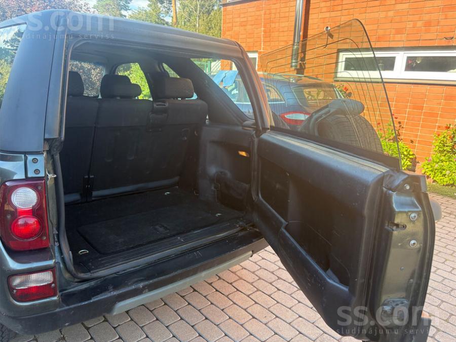 Zaļš Land Rover Freelander 2004 Rīga, ar dzinēja tilpumu 2.00 L un nobraukumu 209 tūkst. km par 2200 €, foto 8 vietnē AUTOMOTO.COM.LV