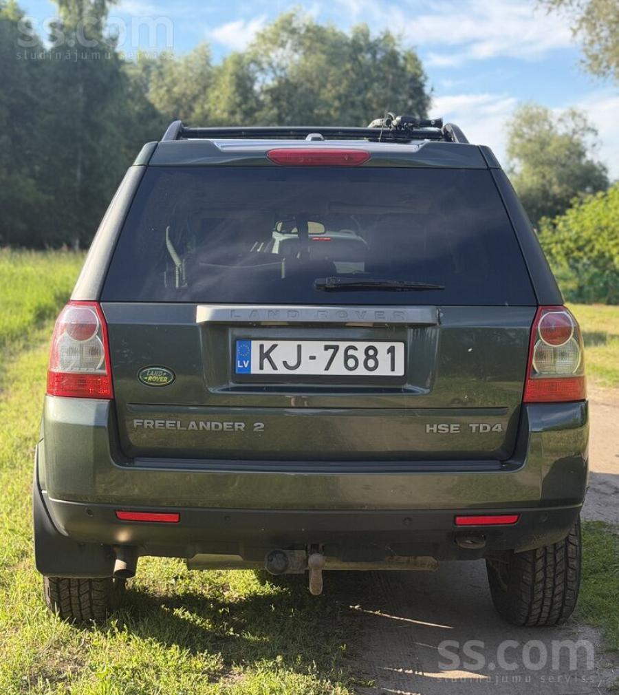 Green Land Rover Freelander 2007 in Riga, with an engine capacity of 2.20 L and mileage of 365 thousand km for 3600 €, photo 6 on AUTOMOTO.COM.LV