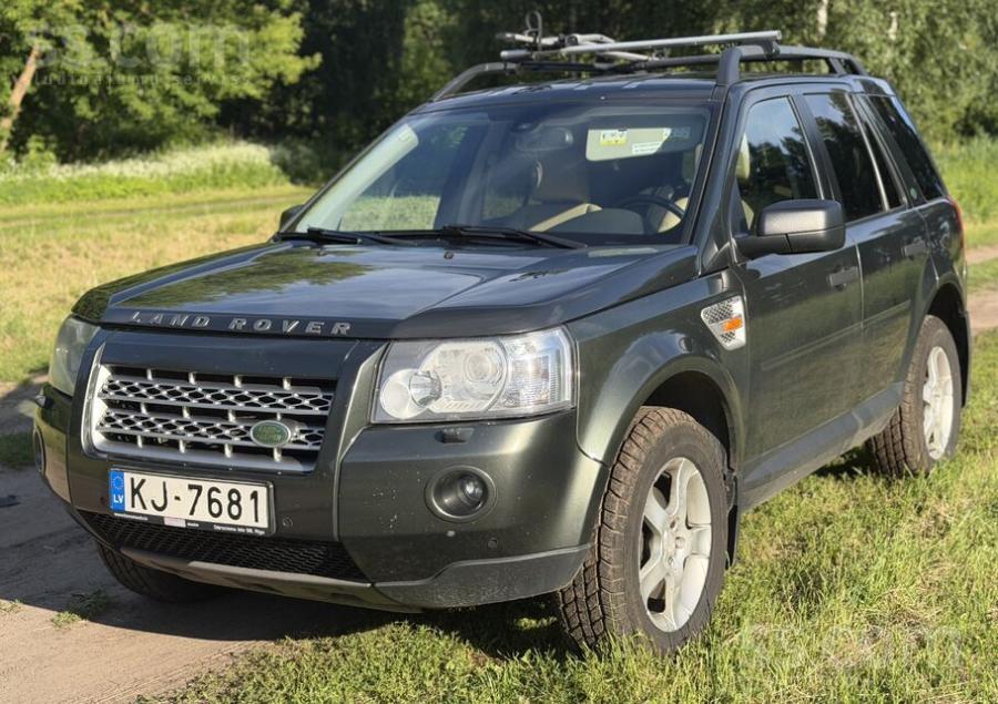 Green Land Rover Freelander 2007 in Riga, with an engine capacity of 2.20 L and mileage of 365 thousand km for 3600 €, photo 7 on AUTOMOTO.COM.LV
