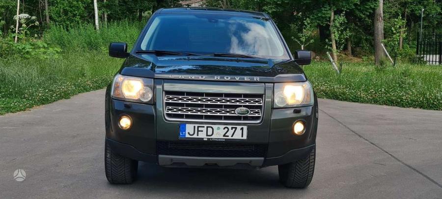 Green Land Rover Freelander 2008 in Vilnius, with an engine capacity of 2.18 L and mileage of 365 thousand km for 3500 €, photo 8 on AUTOMOTO.COM.LV