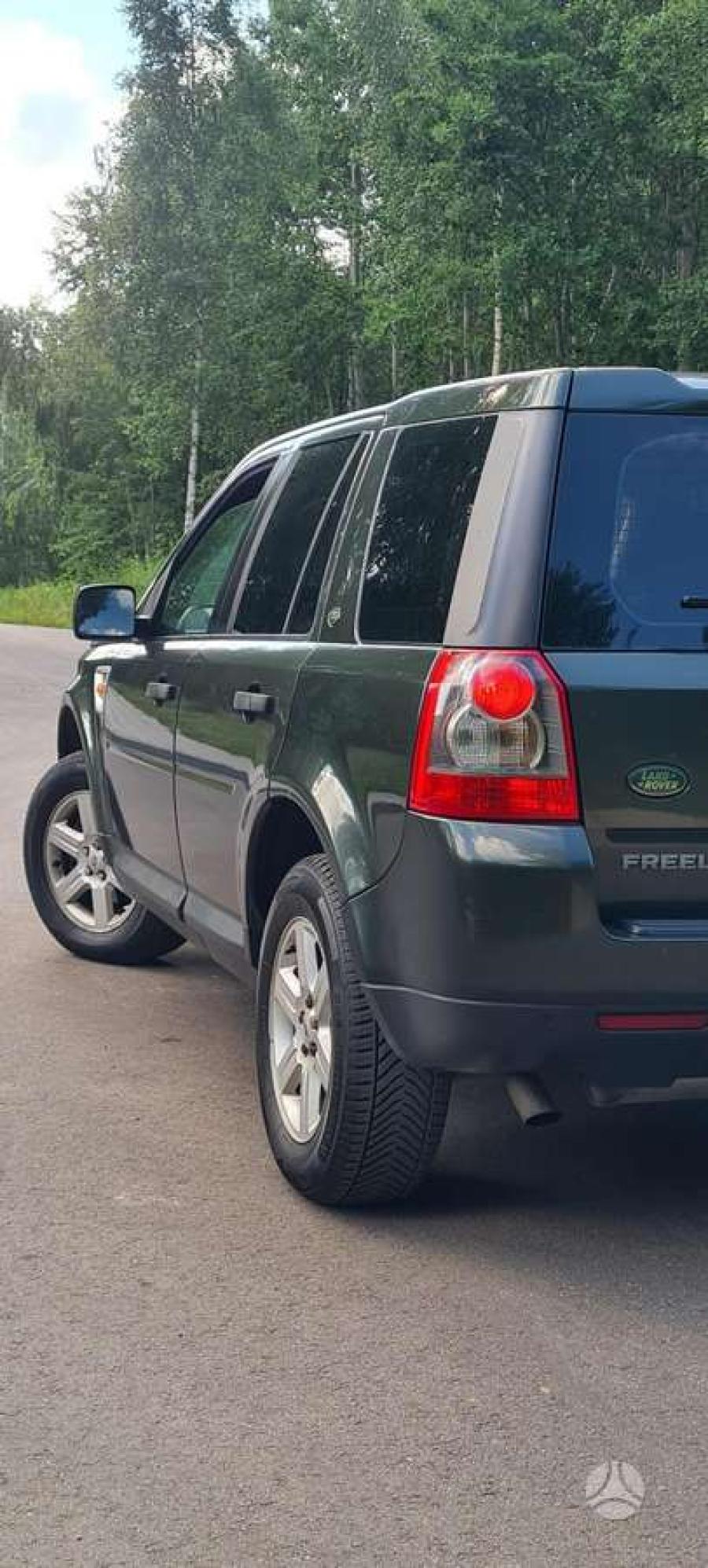Green Land Rover Freelander 2008 in Vilnius, with an engine capacity of 2.18 L and mileage of 365 thousand km for 3500 €, photo 11 on AUTOMOTO.COM.LV