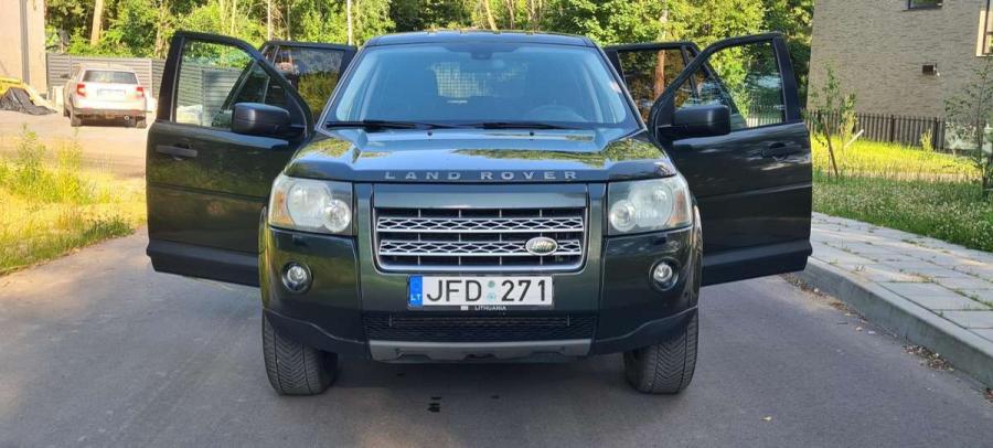 Green Land Rover Freelander 2008 in Vilnius, with an engine capacity of 2.18 L and mileage of 365 thousand km for 3500 €, photo 19 on AUTOMOTO.COM.LV