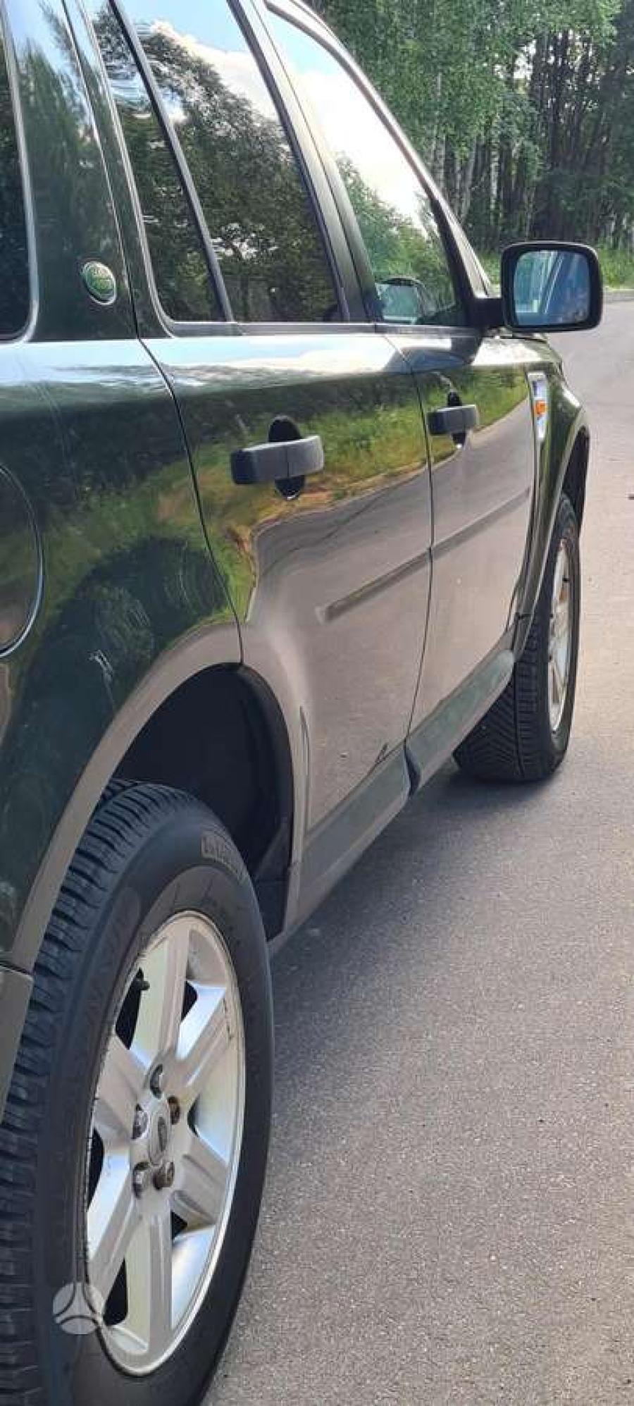 Green Land Rover Freelander 2008 in Vilnius, with an engine capacity of 2.18 L and mileage of 365 thousand km for 3500 €, photo 26 on AUTOMOTO.COM.LV