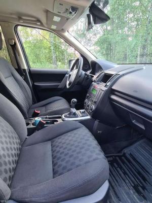 Green Land Rover Freelander 2008 in Vilnius, with an engine capacity of 2.18 L and mileage of 365 thousand km for 3500 €, photo 32 on AUTOMOTO.COM.LV
