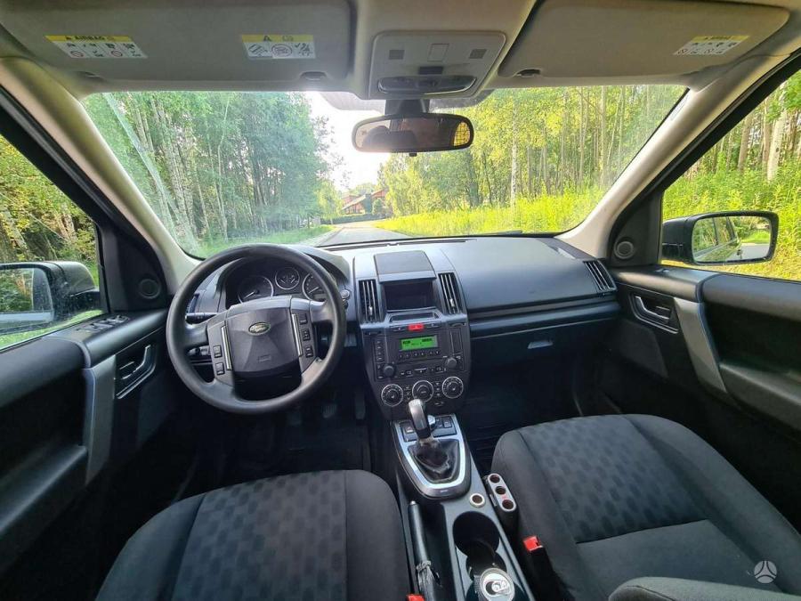 Green Land Rover Freelander 2008 in Vilnius, with an engine capacity of 2.18 L and mileage of 365 thousand km for 3500 €, photo 36 on AUTOMOTO.COM.LV