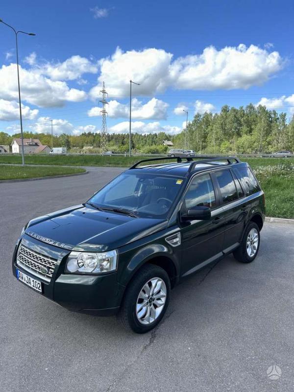 Green Land Rover Freelander 2010 in Kaunas, with an engine capacity of 2.18 L and mileage of 278 thousand km for 4690 €, photo 10 on AUTOMOTO.COM.LV