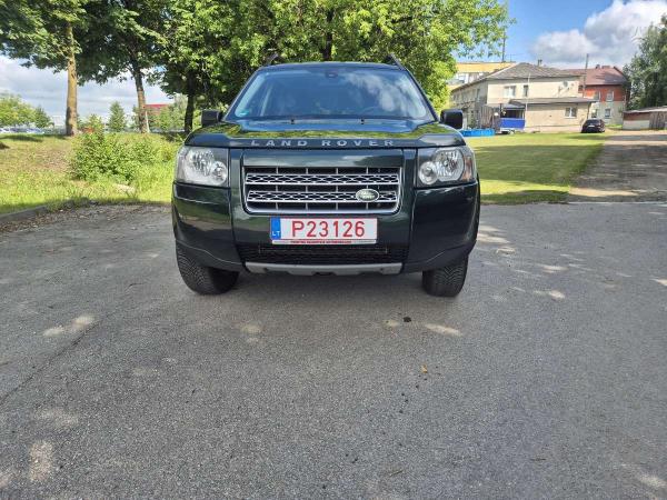 Zaļš Land Rover Freelander 2010 Telšiai, ar dzinēja tilpumu 2.20 L un nobraukumu 290 tūkst. km par 5800 €, foto 2 vietnē AUTOMOTO.COM.LV