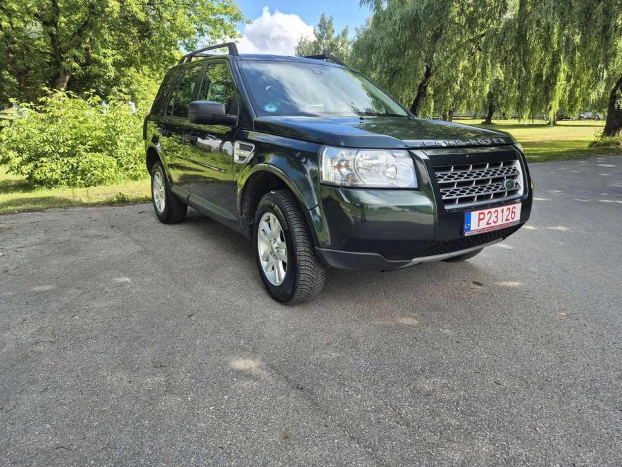 Zaļš Land Rover Freelander 2010 Telšiai, ar dzinēja tilpumu 2.20 L un nobraukumu 290 tūkst. km par 5800 €, foto 4 vietnē AUTOMOTO.COM.LV