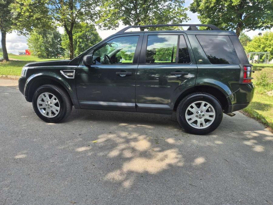 Zaļš Land Rover Freelander 2010 Telšiai, ar dzinēja tilpumu 2.20 L un nobraukumu 290 tūkst. km par 5800 €, foto 9 vietnē AUTOMOTO.COM.LV