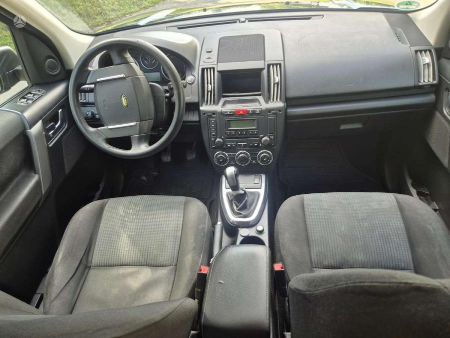 Zaļš Land Rover Freelander 2010 Telšiai, ar dzinēja tilpumu 2.20 L un nobraukumu 290 tūkst. km par 5800 €, foto 10 vietnē AUTOMOTO.COM.LV