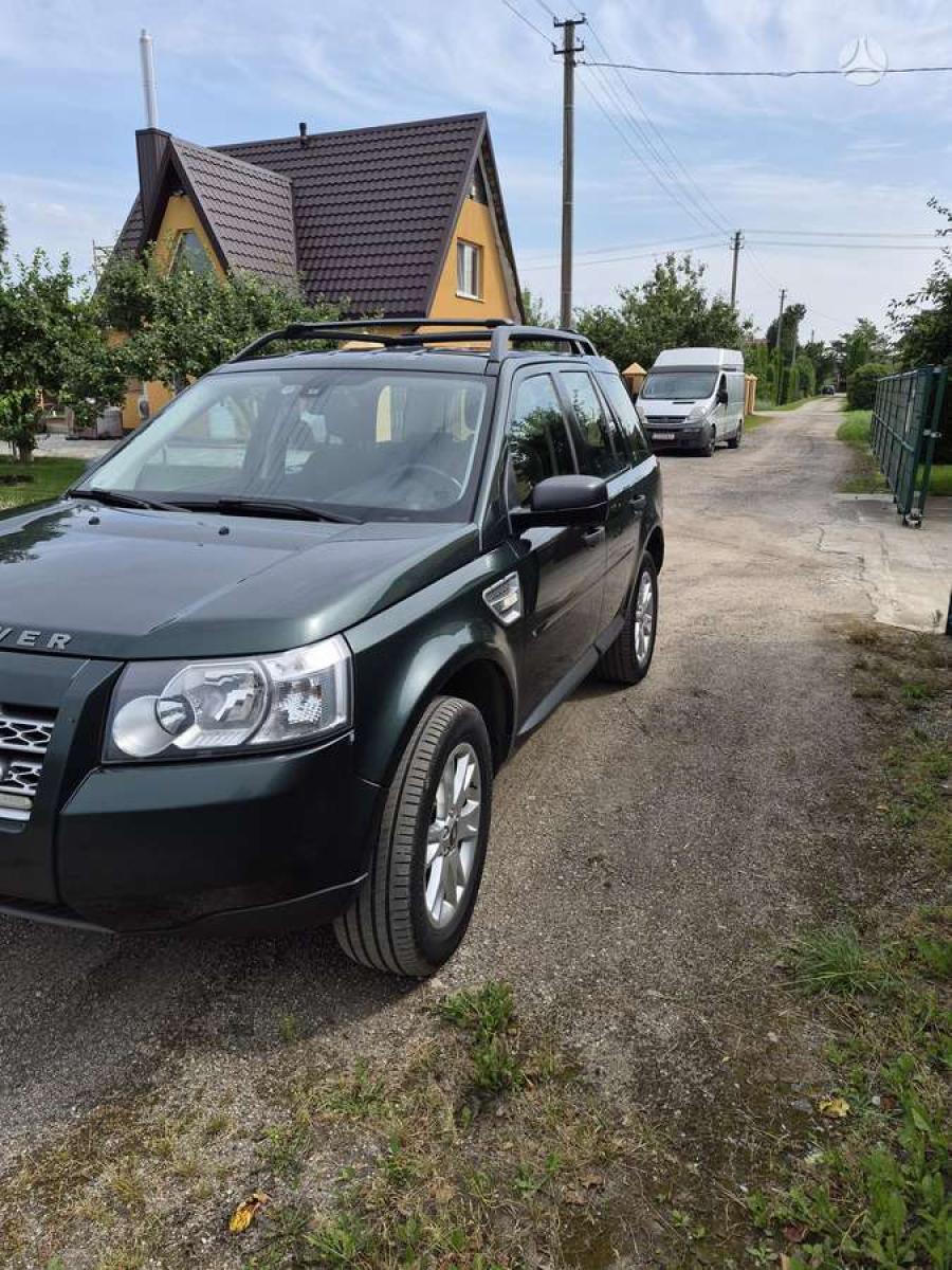 Zaļš Land Rover Freelander 2010 Panevēža, ar dzinēja tilpumu 2.18 L un nobraukumu 295 tūkst. km par 4100 €, foto 3 vietnē AUTOMOTO.COM.LV
