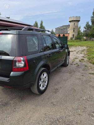 Zaļš Land Rover Freelander 2010 Panevēža, ar dzinēja tilpumu 2.18 L un nobraukumu 295 tūkst. km par 4100 €, foto 6 vietnē AUTOMOTO.COM.LV