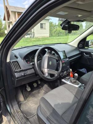 Zaļš Land Rover Freelander 2010 Panevēža, ar dzinēja tilpumu 2.18 L un nobraukumu 295 tūkst. km par 4100 €, foto 8 vietnē AUTOMOTO.COM.LV