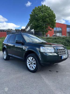 Zaļš Land Rover Freelander 2010 Kauņa, ar dzinēja tilpumu 2.18 L un nobraukumu 276 tūkst. km par 4650 €, foto  vietnē AUTOMOTO.COM.LV