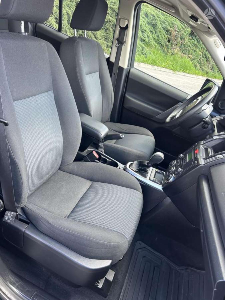 Zaļš Land Rover Freelander 2010 Kauņa, ar dzinēja tilpumu 2.18 L un nobraukumu 276 tūkst. km par 4650 €, foto 14 vietnē AUTOMOTO.COM.LV