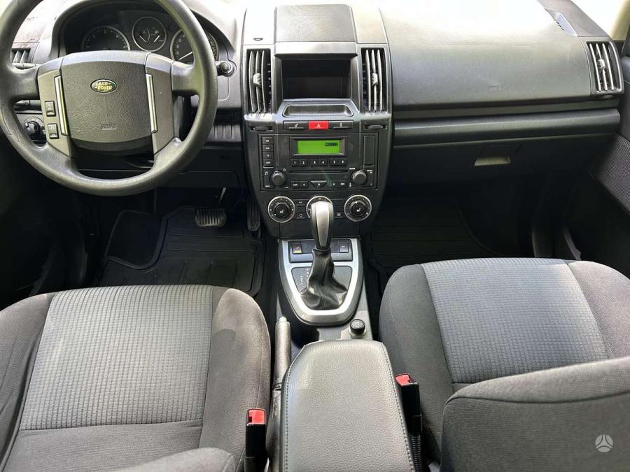 Zaļš Land Rover Freelander 2010 Kauņa, ar dzinēja tilpumu 2.18 L un nobraukumu 276 tūkst. km par 4650 €, foto 18 vietnē AUTOMOTO.COM.LV