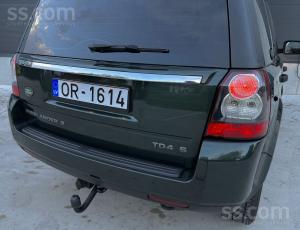 Green Land Rover Freelander 2010 in Riga, with an engine capacity of 2.20 L and mileage of 240 thousand km for 6200 €, photo 9 on AUTOMOTO.COM.LV
