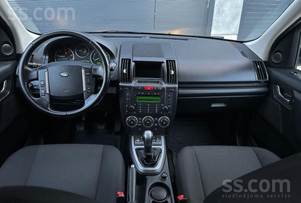 Green Land Rover Freelander 2010 in Riga, with an engine capacity of 2.20 L and mileage of 240 thousand km for 6200 €, photo 10 on AUTOMOTO.COM.LV