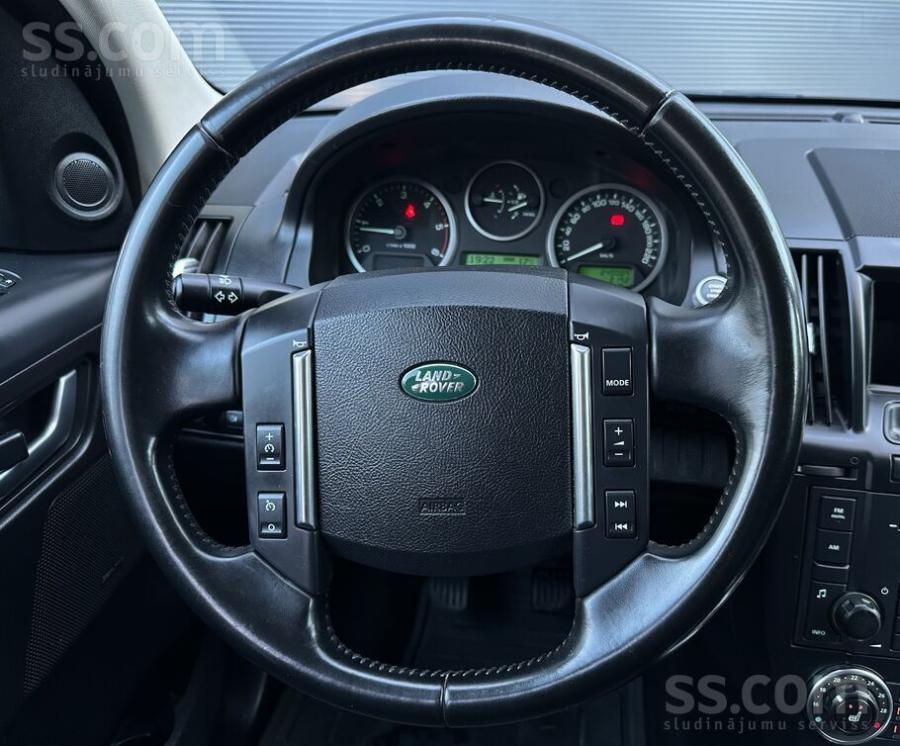 Green Land Rover Freelander 2010 in Riga, with an engine capacity of 2.20 L and mileage of 240 thousand km for 6200 €, photo 18 on AUTOMOTO.COM.LV