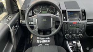Green Land Rover Freelander 2010 in Marijampole, with an engine capacity of 2.18 L and mileage of 215 thousand km for 5290 €, photo 3 on AUTOMOTO.COM.LV