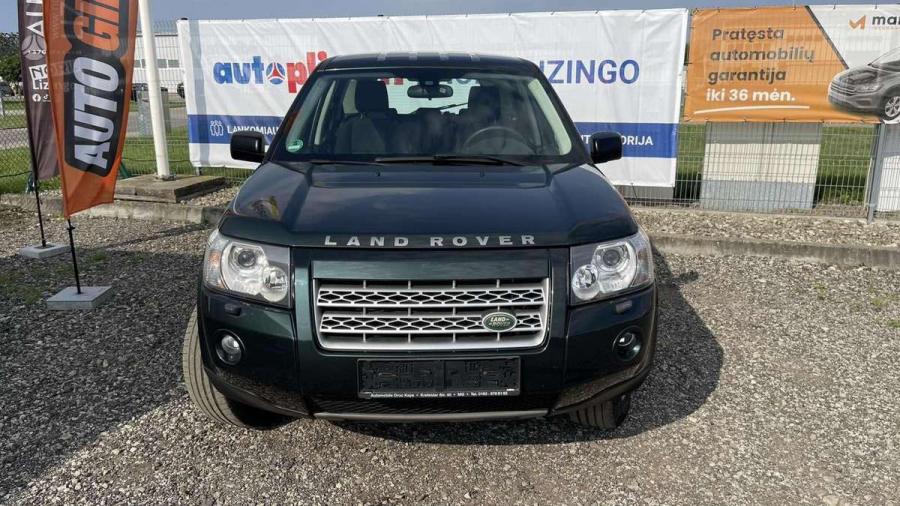 Green Land Rover Freelander 2010 in Marijampole, with an engine capacity of 2.18 L and mileage of 215 thousand km for 5290 €, photo 7 on AUTOMOTO.COM.LV