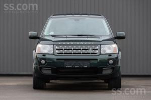 Green Land Rover Freelander 2011 in Jelgava, with an engine capacity of 2.20 L and mileage of 255 thousand km for 7990 €, photo 7 on AUTOMOTO.COM.LV