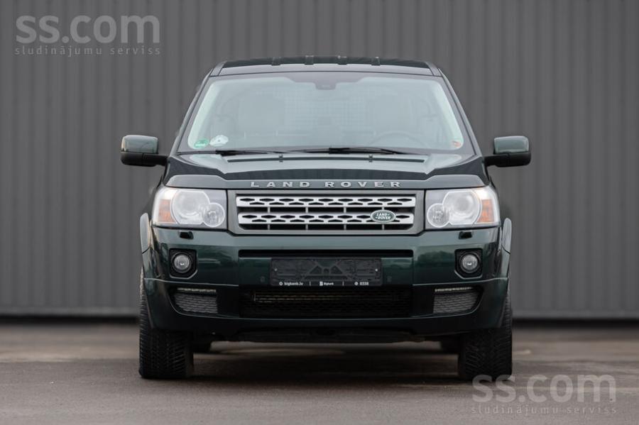 Green Land Rover Freelander 2011 in Jelgava, with an engine capacity of 2.20 L and mileage of 255 thousand km for 7990 €, photo 7 on AUTOMOTO.COM.LV