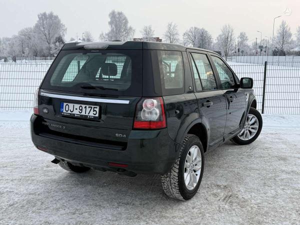 Zaļš Land Rover Freelander 2011 Joniškis, ar dzinēja tilpumu 2.20 L un nobraukumu 255 tūkst. km par 6700 €, foto 4 vietnē AUTOMOTO.COM.LV
