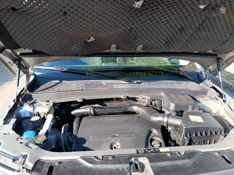 Zaļš Land Rover Freelander 2011 Kretinga, ar dzinēja tilpumu 2.18 L un nobraukumu 323 tūkst. km par 5300 €, foto 5 vietnē AUTOMOTO.COM.LV