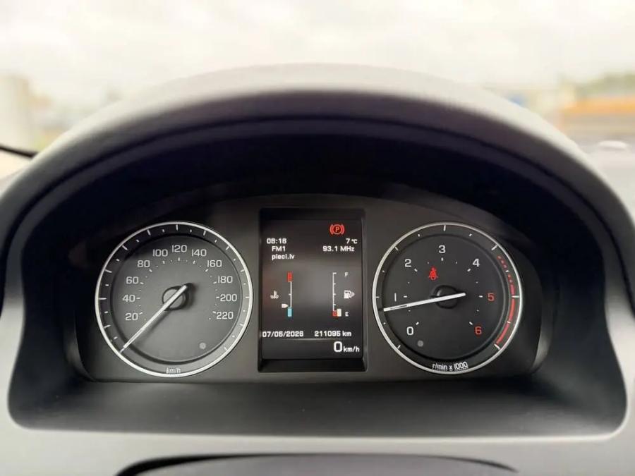 Zaļš Land Rover Freelander 2014 Rīga, ar dzinēja tilpumu 2.20 L un nobraukumu 210 tūkst. km par 8995 €, foto 15 vietnē AUTOMOTO.COM.LV