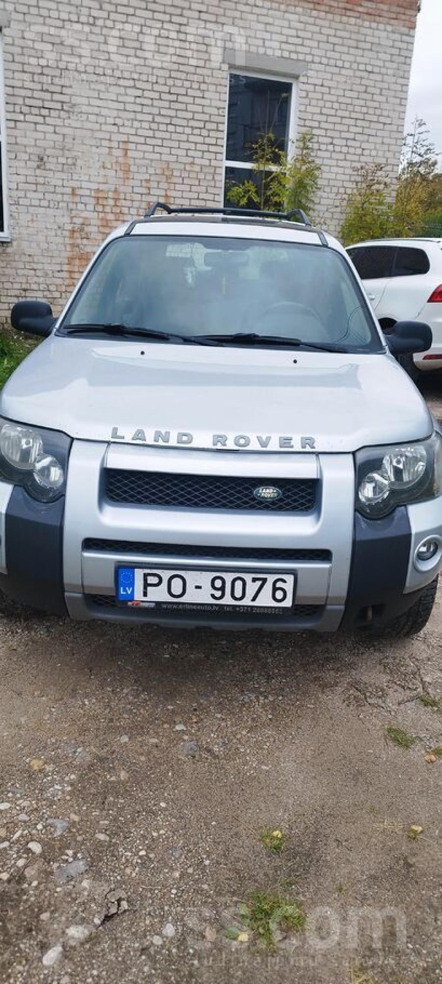 Grey Land Rover Freelander 2006 in Dobele, with an engine capacity of 2.00 L and mileage of 311 thousand km for 3000 €, photo 1 on AUTOMOTO.COM.LV