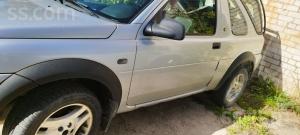 Grey Land Rover Freelander 2006 in Dobele, with an engine capacity of 2.00 L and mileage of 311 thousand km for 3000 €, photo 3 on AUTOMOTO.COM.LV