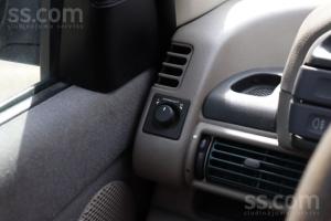 Grey Land Rover Freelander 2000 in Valka, with an engine capacity of 2.50 L and mileage of 156 thousand km for 2100 €, photo 16 on AUTOMOTO.COM.LV