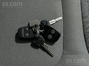 Grey Land Rover Freelander 2000 in Riga, with an engine capacity of 1.80 L and mileage of 233 thousand km for 2400 €, photo 11 on AUTOMOTO.COM.LV