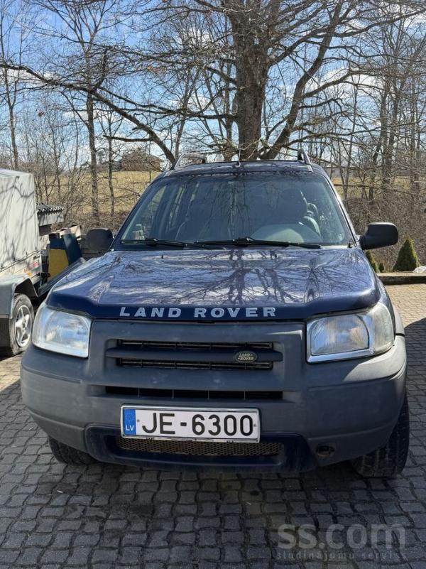 Grey Land Rover Freelander 2001 in Cesis, with an engine capacity of 2.00 L and mileage of 230 thousand km for 650 €, photo 1 on AUTOMOTO.COM.LV