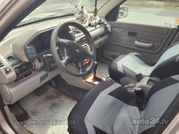 Grey Land Rover Freelander 2001 in Narva, with an engine capacity of 2.00 L and mileage of 267 thousand km for 750 €, photo 5 on AUTOMOTO.COM.LV