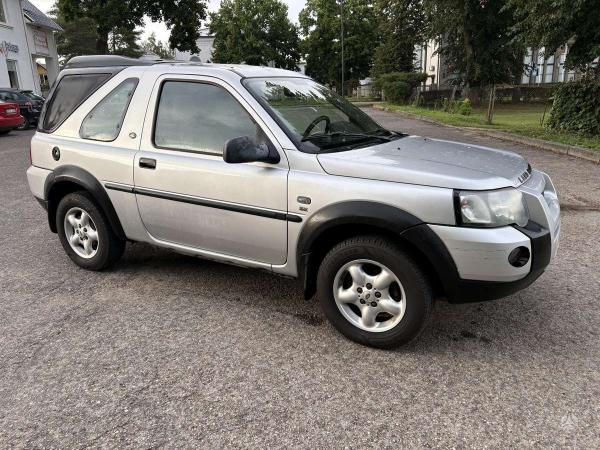 Grey Land Rover Freelander 2004 in Birzai, with an engine capacity of 1.95 L and mileage of 247 thousand km for 2050 €, photo 5 on AUTOMOTO.COM.LV