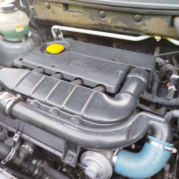 Pelēks Land Rover Freelander 2004 Vilkaviškis, ar dzinēja tilpumu 1.95 L un nobraukumu 287 tūkst. km par 800 €, foto 6 vietnē AUTOMOTO.COM.LV