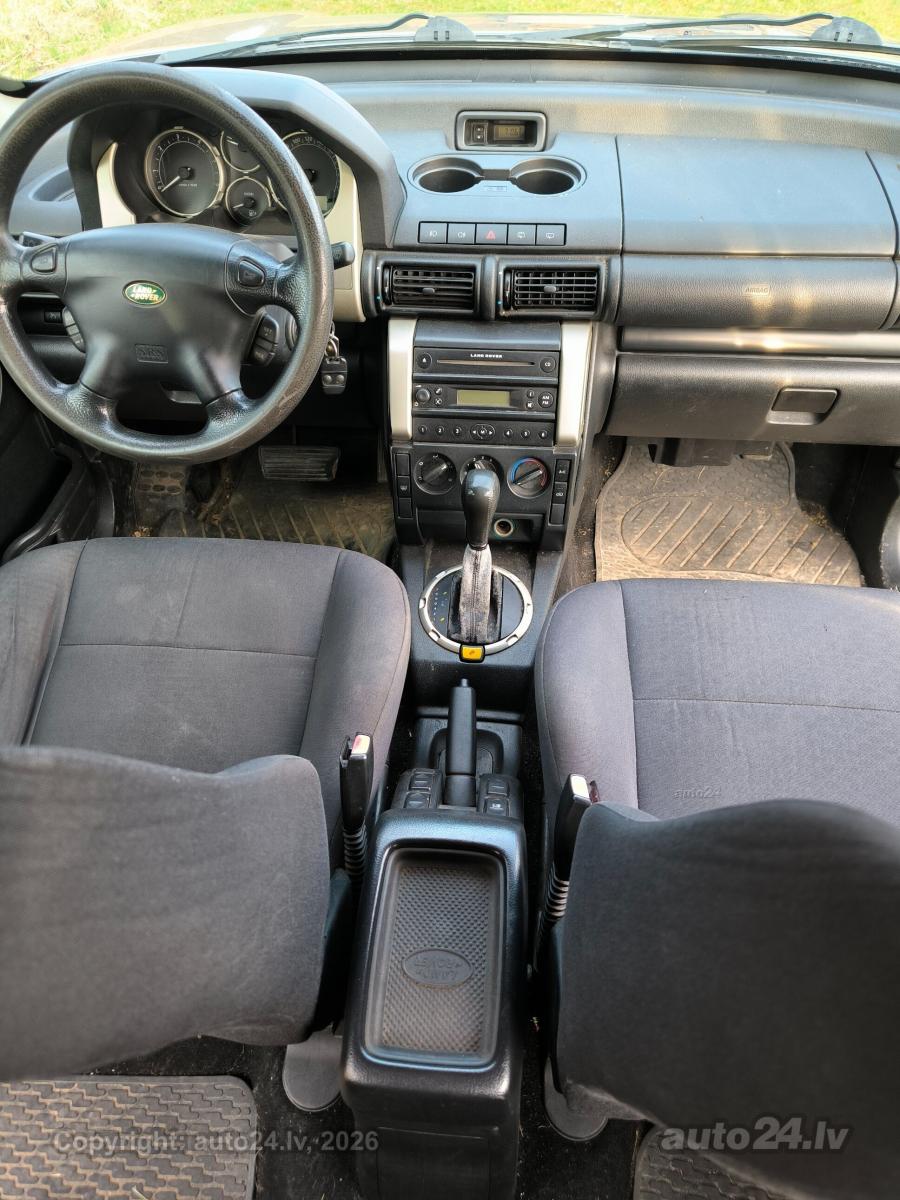 Pelēks Land Rover Freelander 2005 Valga, ar dzinēja tilpumu 2.00 L un nobraukumu 271 tūkst. km par 1250 €, foto 16 vietnē AUTOMOTO.COM.LV