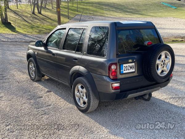 Pelēks Land Rover Freelander 2005 Otepē, ar dzinēja tilpumu 2.00 L un nobraukumu 271 tūkst. km par 2600 €, foto 4 vietnē AUTOMOTO.COM.LV