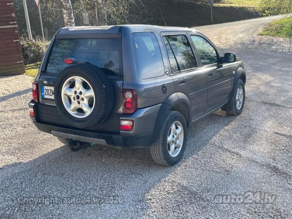 Pelēks Land Rover Freelander 2005 Otepē, ar dzinēja tilpumu 2.00 L un nobraukumu 271 tūkst. km par 2600 €, foto 5 vietnē AUTOMOTO.COM.LV