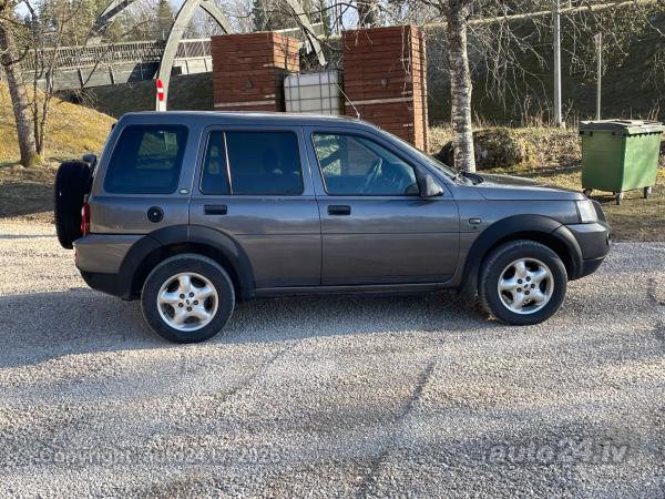 Pelēks Land Rover Freelander 2005 Otepē, ar dzinēja tilpumu 2.00 L un nobraukumu 271 tūkst. km par 2600 €, foto 6 vietnē AUTOMOTO.COM.LV