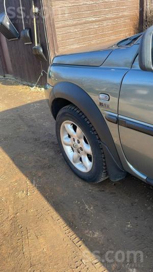 Pelēks Land Rover Freelander 2005 Balvi, ar dzinēja tilpumu 2.00 L un nobraukumu 312 tūkst. km par 2300 €, foto 6 vietnē AUTOMOTO.COM.LV