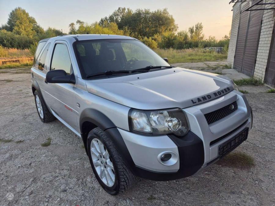 Grey Land Rover Freelander 2005 in Alytus, with an engine capacity of 1.95 L and mileage of 216 thousand km for 3250 €, photo 3 on AUTOMOTO.COM.LV