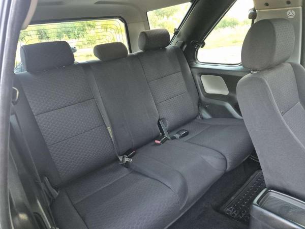 Grey Land Rover Freelander 2005 in Alytus, with an engine capacity of 1.95 L and mileage of 216 thousand km for 3250 €, photo 11 on AUTOMOTO.COM.LV