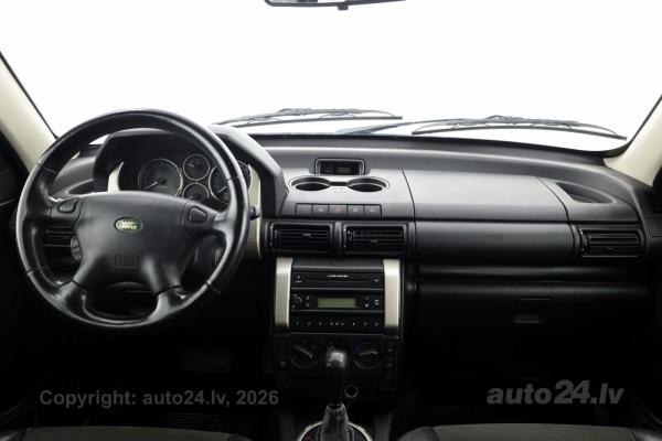 Pelēks Land Rover Freelander 2006 Tallina, ar dzinēja tilpumu 2.50 L un nobraukumu 189 tūkst. km par 2499 €, foto 5 vietnē AUTOMOTO.COM.LV